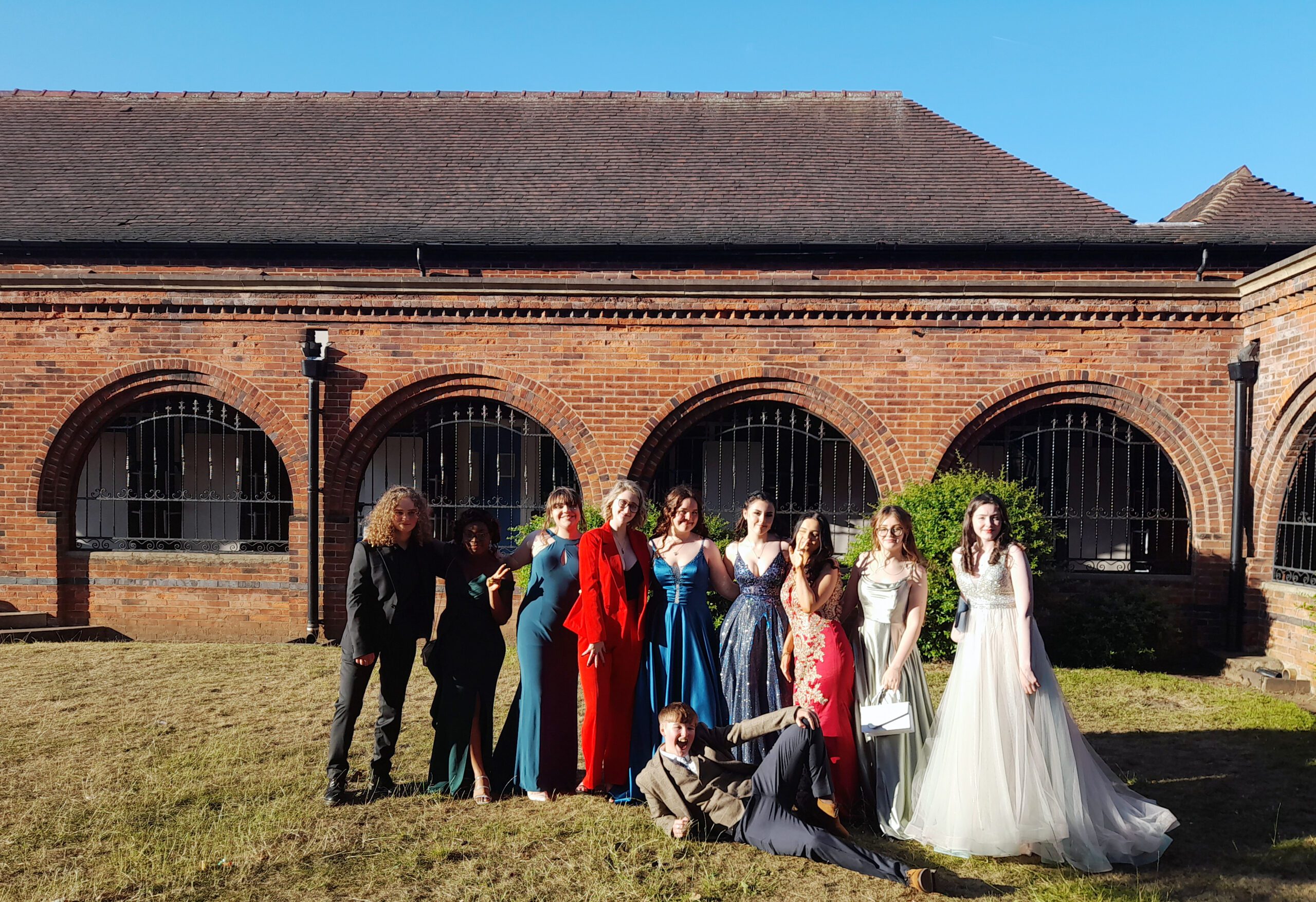 Year 11 prom - the best night! - Queen Elizabeth’s Academy