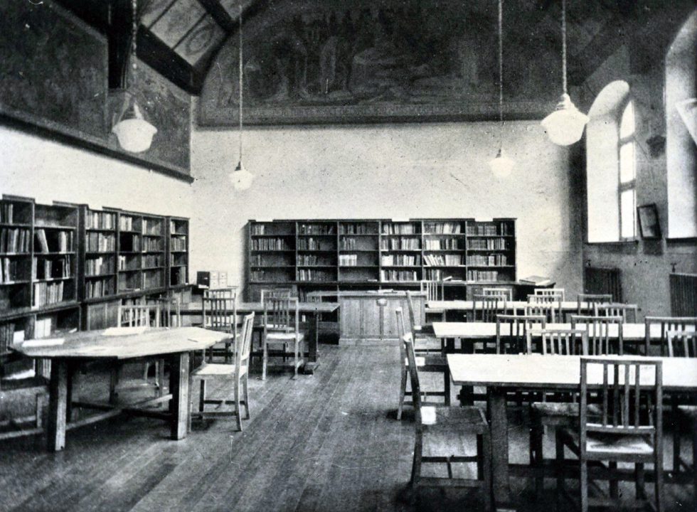 #throwbackthursday QEA library - Queen Elizabeth’s Academy