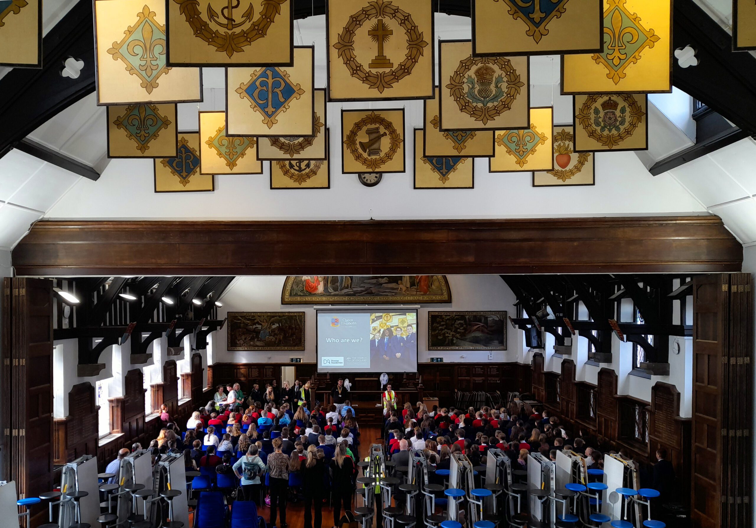 QEA welcomes year 6 transition students - Queen Elizabeth’s Academy