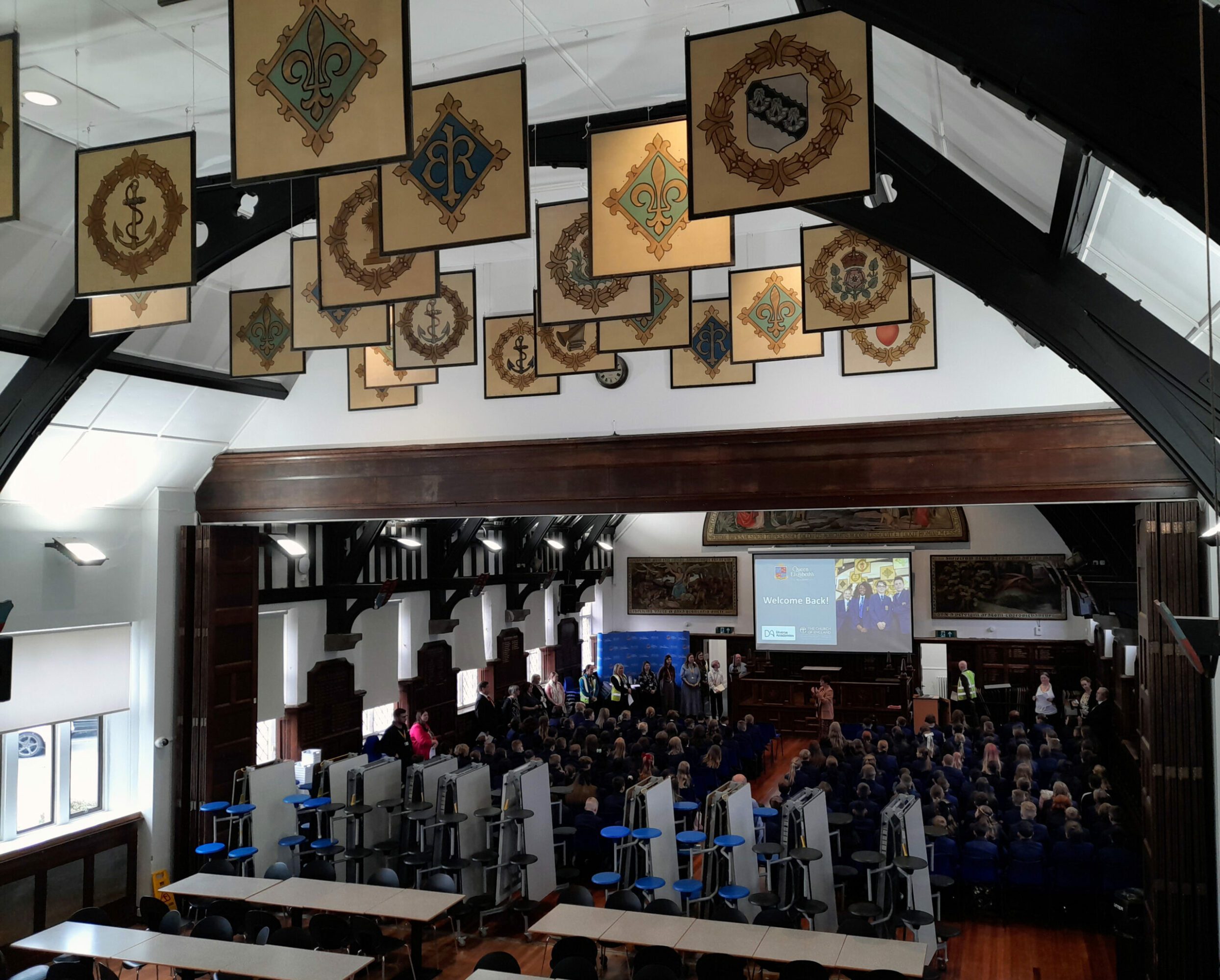 Welcome back to year 7 and 11 - Queen Elizabeth’s Academy